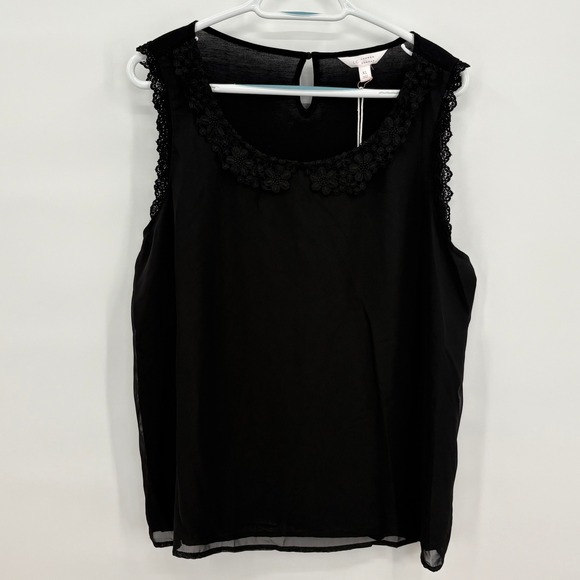 LC Lauren Conrad | Tops | Lc Lauren Conrad Black Sleeveless Top Floral ...